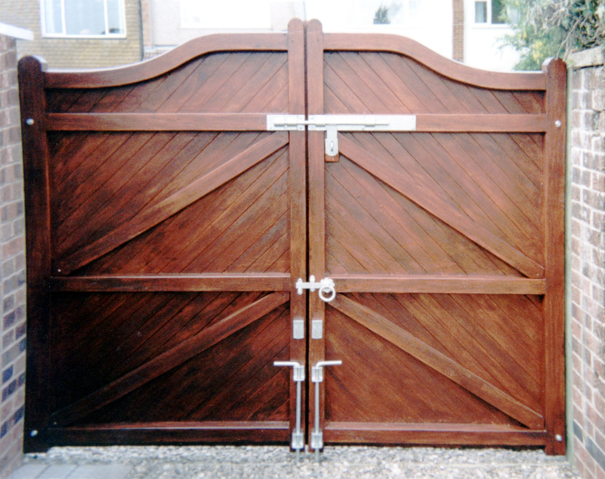 Wooden Gates | Bespoke Wooden Gates in Coventry | Wilfirs